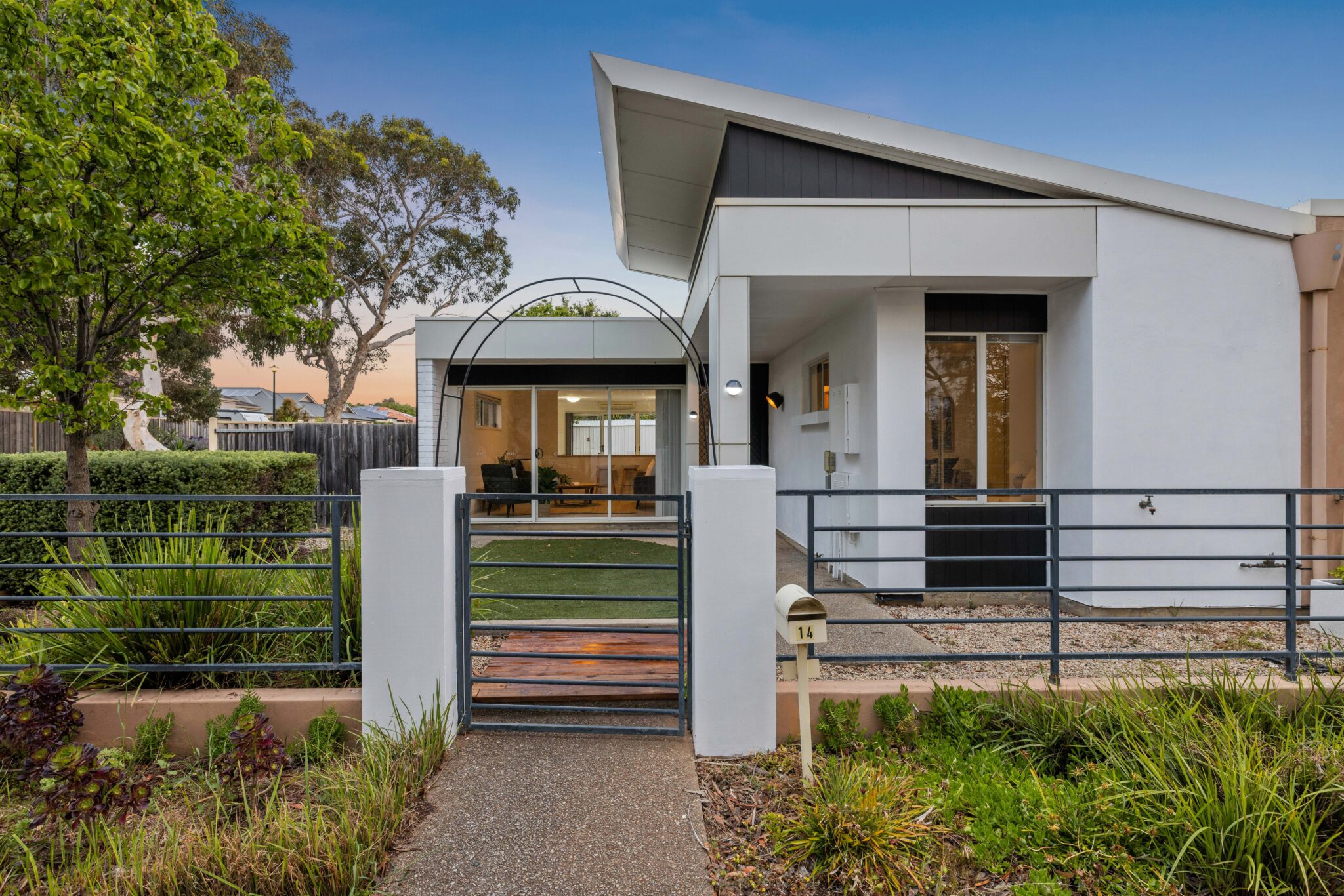 Knowledge Centre - Sound Property